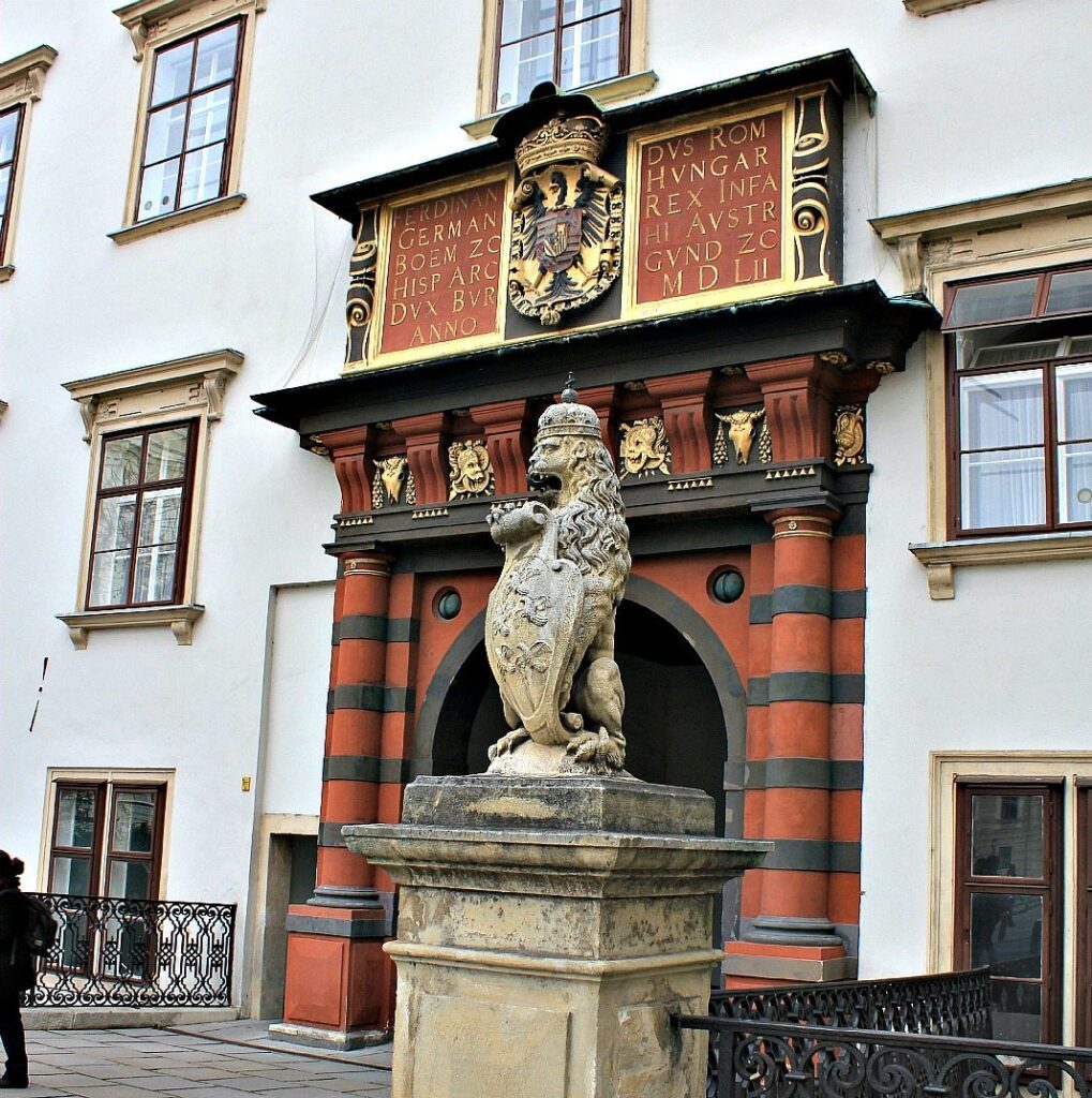 Vienna Walking Tours: 9 Thought-Provoking Walks